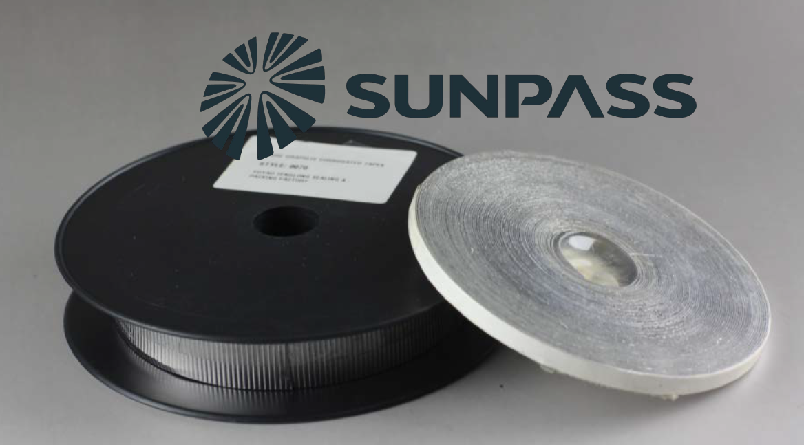The UAE customer ordered 1300KGS graphite corrugated tape adhesive with ...
